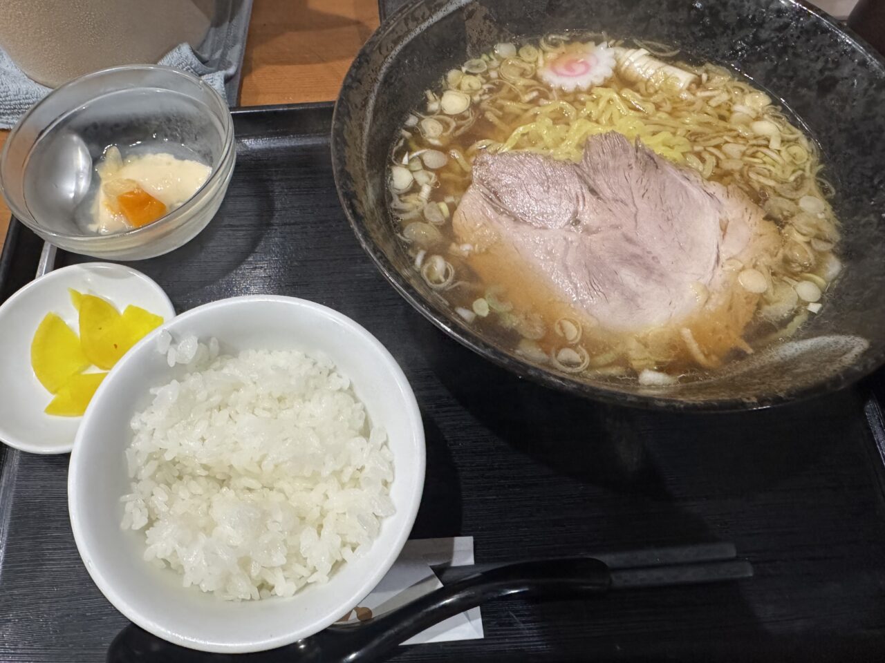 【郡山市】新屋敷、インター線沿いにある「中華食堂 秋」は、手頃な価格でお腹いっぱい食べられる中華料理店です。会社員のランチタイムから休日の家族 ...